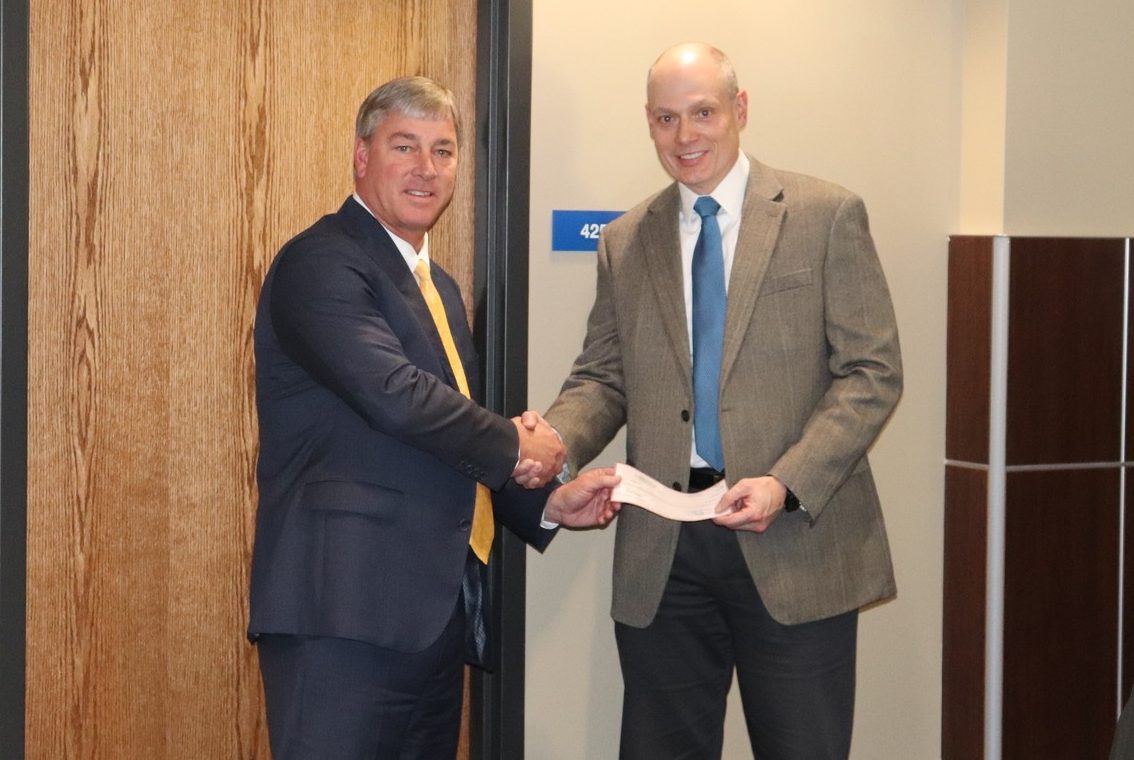 Bryant Bank Marks $600,000 in Gifts to UAH Nursing and Donates $25,000 ...